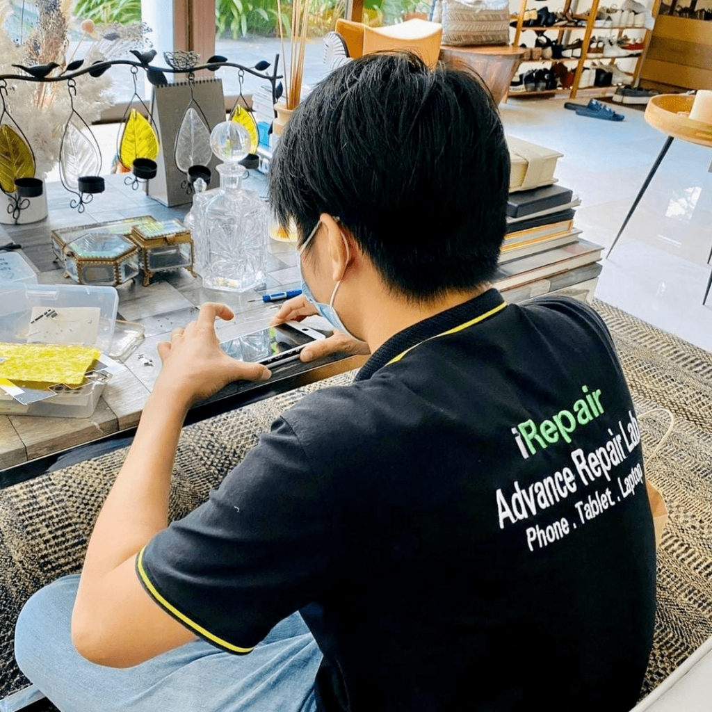 11 Best Phone Repair Shops To Fix Smartphones In Singapore