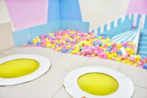 Smigy Playground PLQ: Pastel Zones With Ball Pits & Carousel Swings
