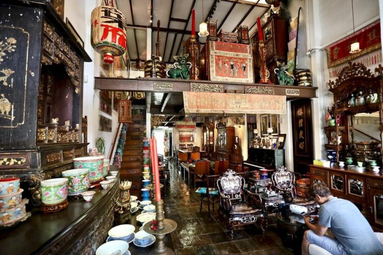 The Intan: Peranakan Museum With Colourful Antiques & Afternoon Tea