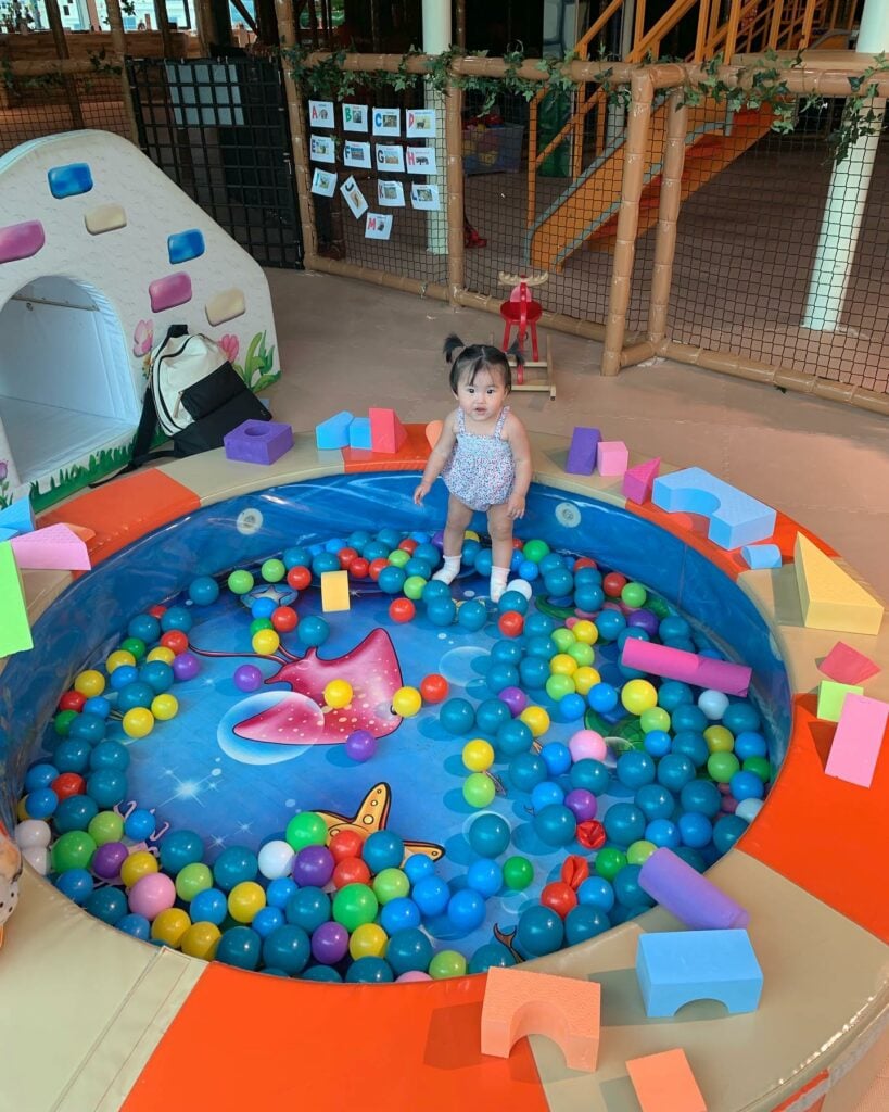 Waka Waka Indoor Playground at Furama Riverfront