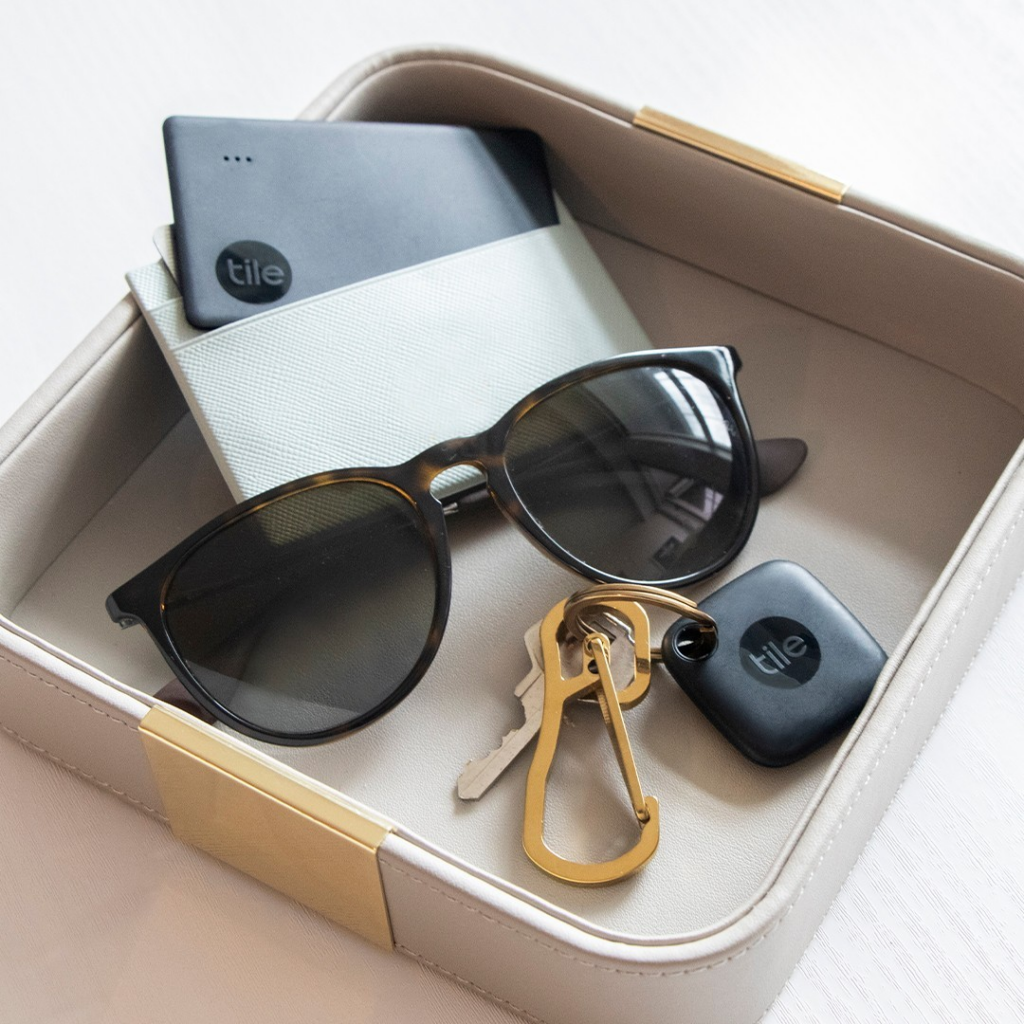 7 Best Bluetooth Trackers & AirTag Alternatives From $9