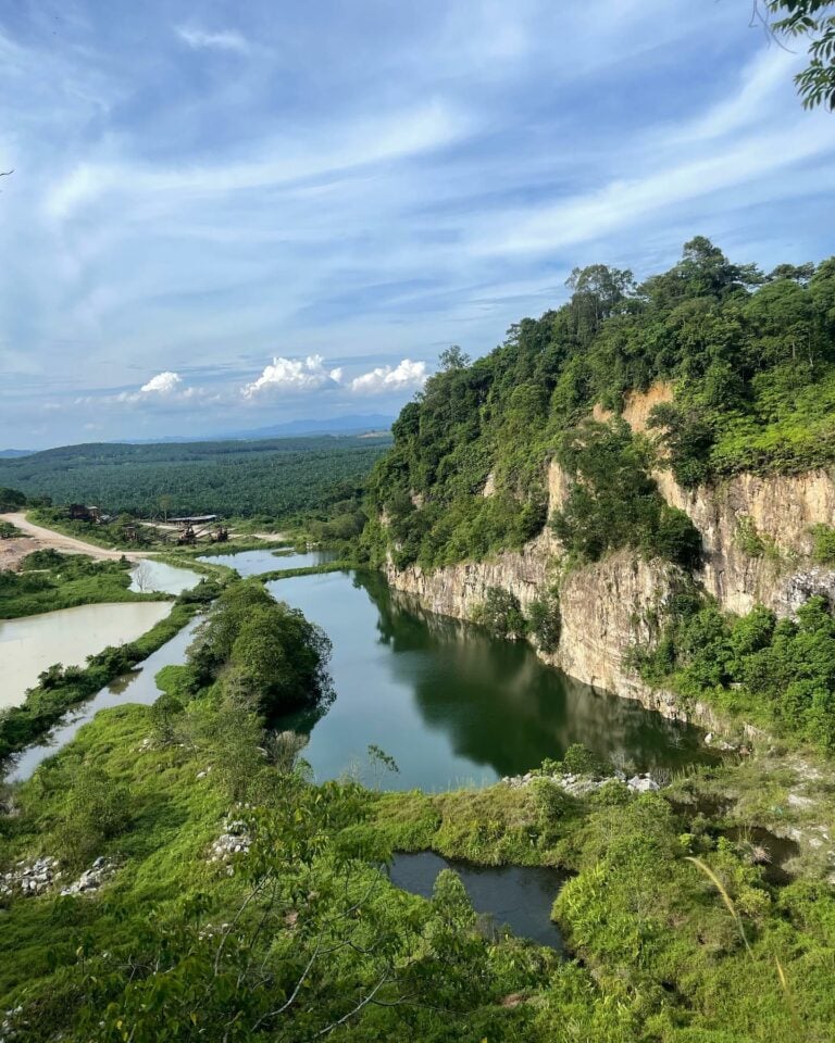 12 Best Hiking Trails In Johor Bahru [2025]