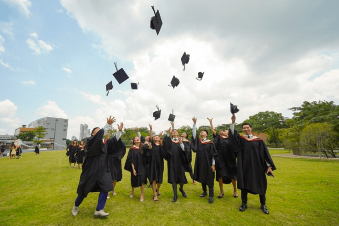 8 Myths About Switching Careers Debunked