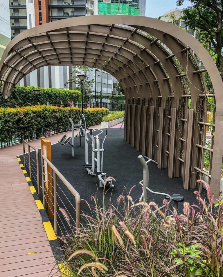 Yan Kit Playfield: Former Art Deco Swimming Complex In SG