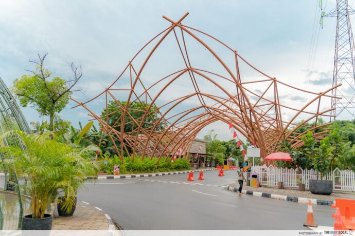 Panbil Nature Reserve In Batam Has Deer, Animal Feeding & Hiking Trails