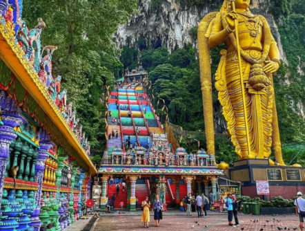 Getting Around KL - Airport Transfers, How To Take KL Trains & Buses