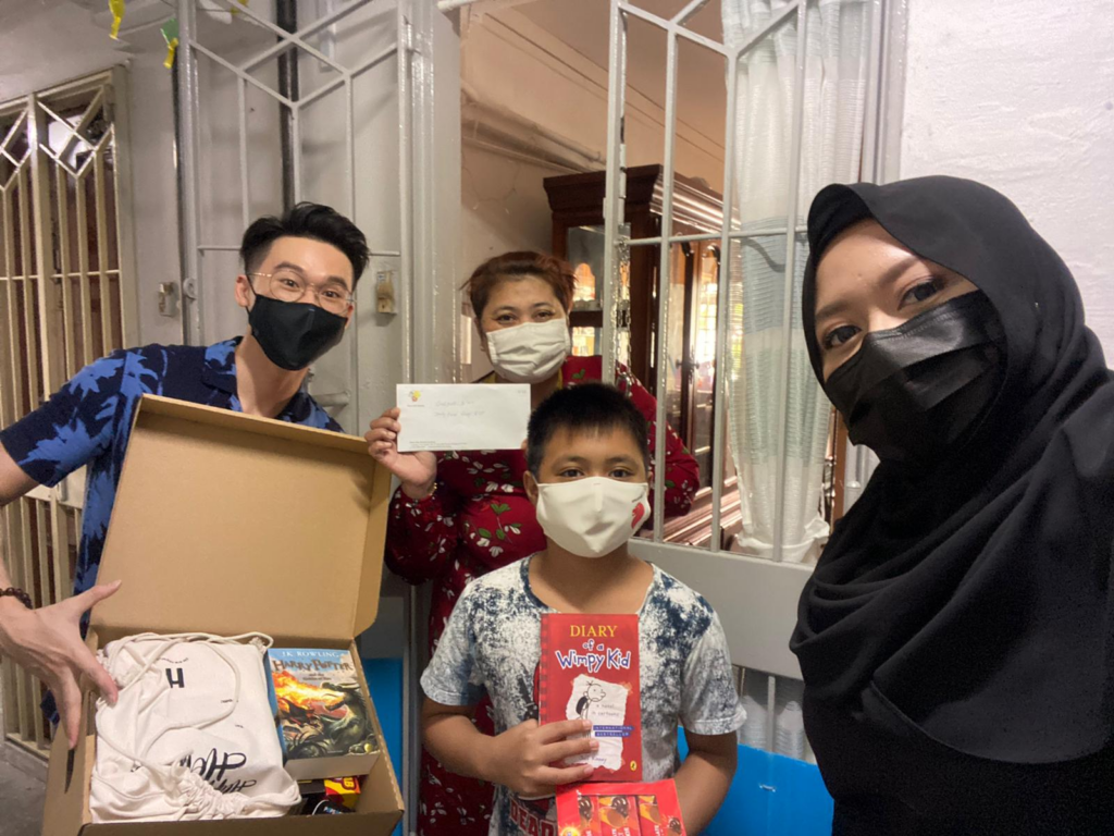 5 Volunteering Date Ideas In Singapore For This Valentine's Day