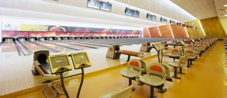 12 Best Bowling Alleys In Singapore (2025)