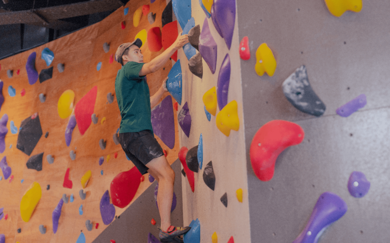 Project Send: New Climbing Gym In Singapore At Esplanade Mall