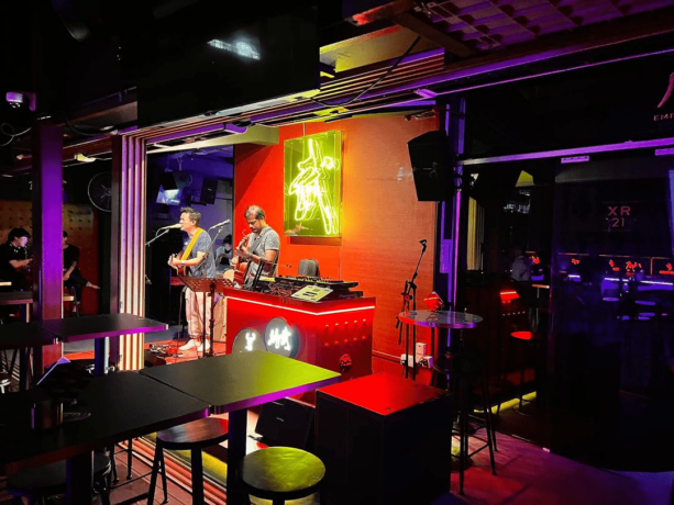 11 Best Rooftop Bars In Singapore