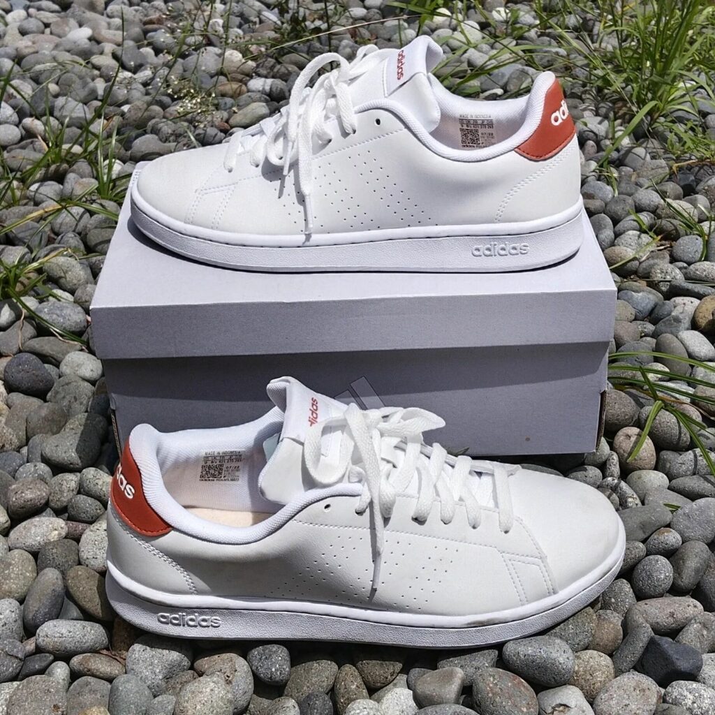 Get 70% off big brands like Longchamp & Charlotte Tilbury on VIPSHOP