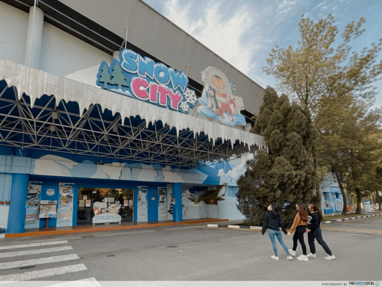 Guide To Snow City Singapore - SG's Winter Wonderland