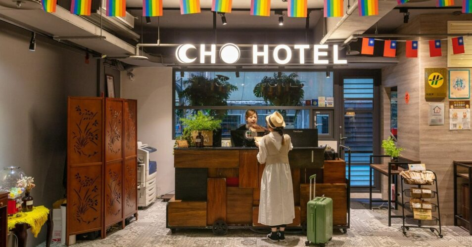 11 Aesthetic Hotels In Taipei Under $90/Night For Singaporeans