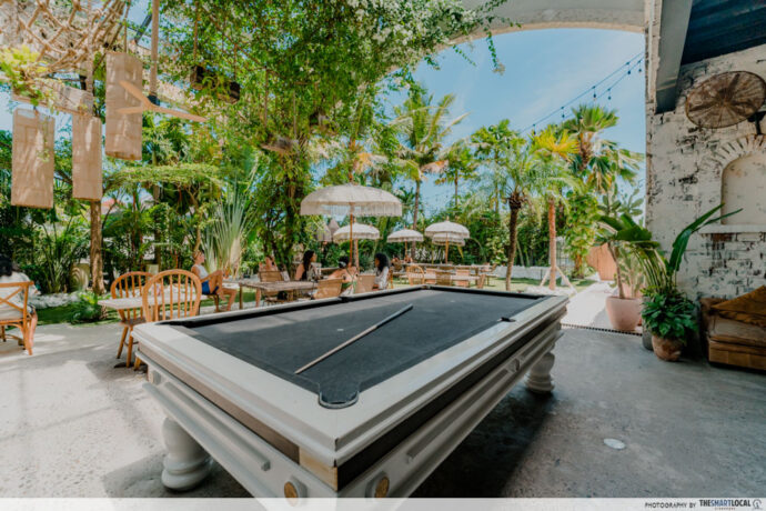 Penny Lane Bali: Gorgeous Glasshouse Cafe In Canggu