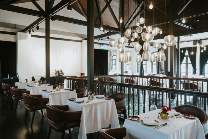 The Alkaff Mansion Has A Garden Cafe & Spanish Restaurants