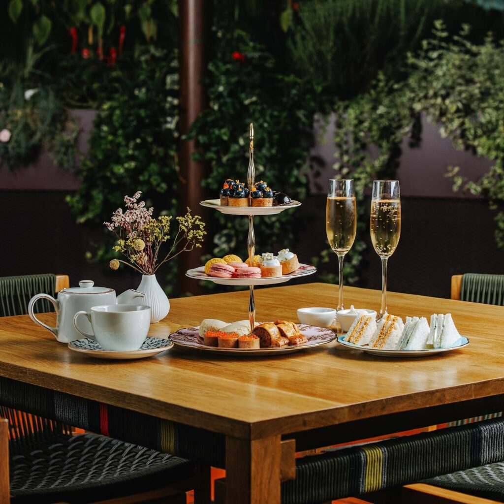 11 Glass House Cafes In S'pore, Including Work-Friendly Spaces