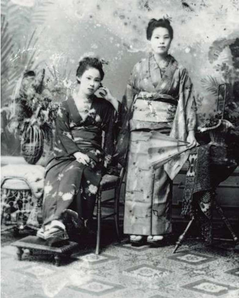 Old Bugis Street - SG's Party Zone During The 50s