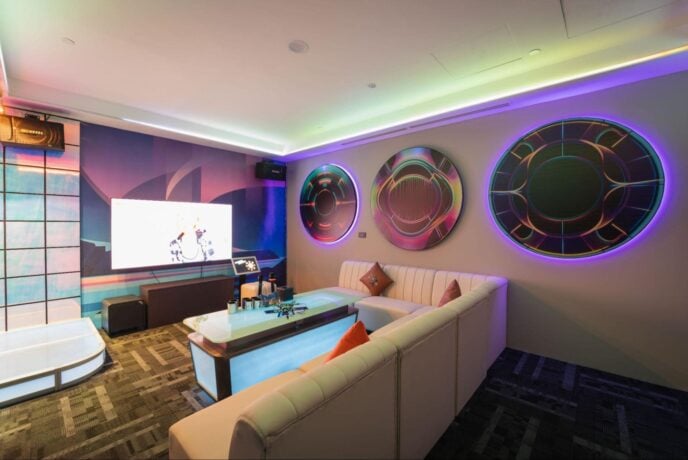 Rave Karaoke At Marina Square Opens Till 3AM Daily