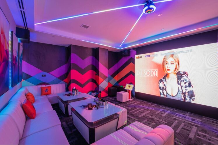 Rave Karaoke At Marina Square Opens Till 3AM Daily