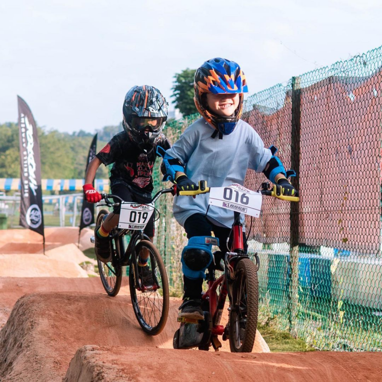 The Grandstand & Turf Club Road Guide: 10 Things To Do & Explore