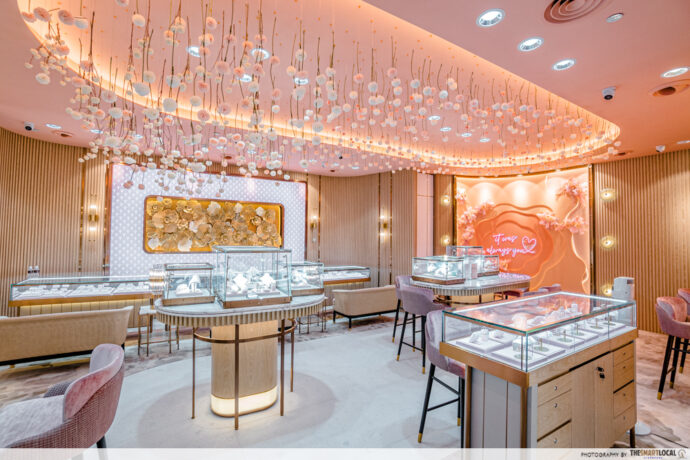 Lee Hwa Jewellery's Revamped ION Boutique Has Storewide Offers