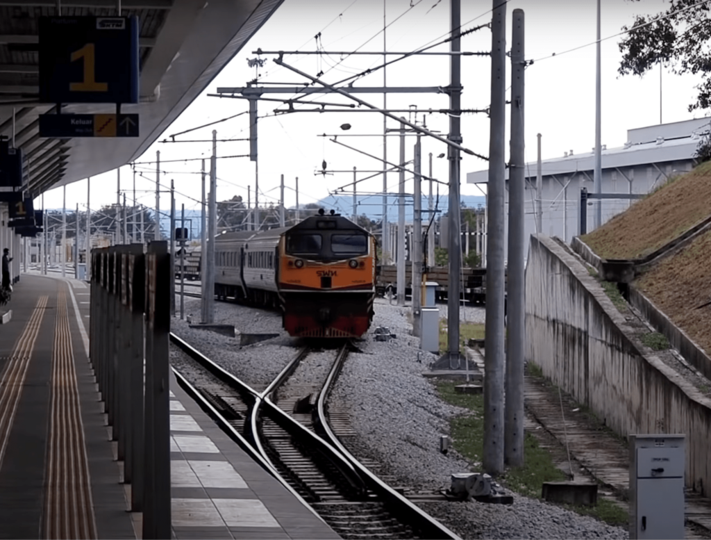 How To Take A Train To Bangkok From Singapore Under $100