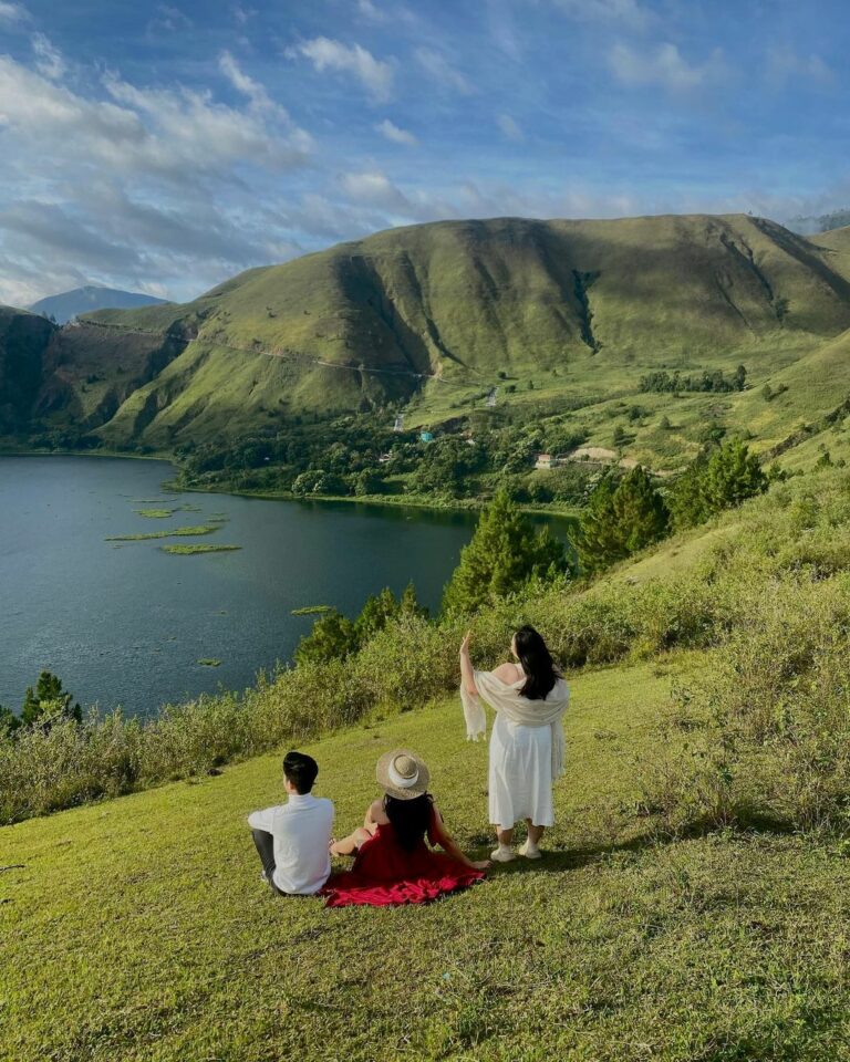 9 Clearest Lakes & Beaches Near Singapore