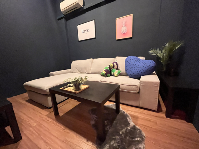 Lazy Potato’s Private Rooms Have Retro Consoles, Netflix & Cup Noodles