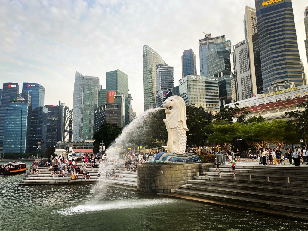 Merlion Park Singapore: Guide To The Iconic Attraction In Marina Bay
