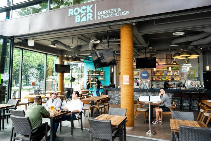 Quayside Isle Guide: Upscale Waterfront Hangout In Sentosa