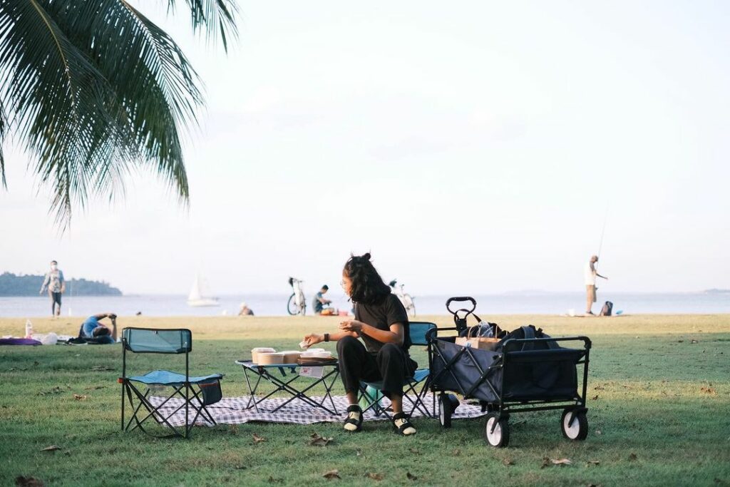 Changi Beach Park: Things To Do For A Relaxing Seaside Day Out