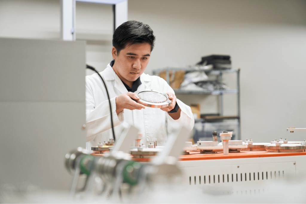 Job Loyalty Vs Job Hopping - Why Staying At My First Job Paid Off