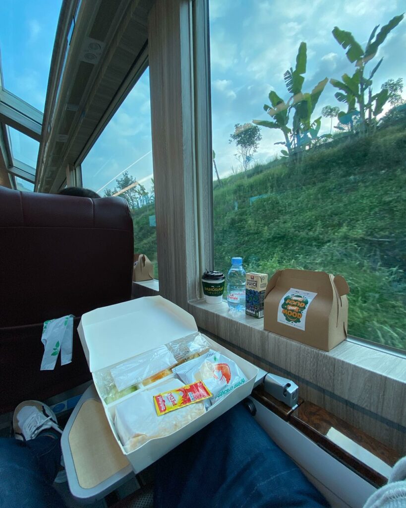 Argo Parahyangan: Panoramic Train From Jakarta To Bandung