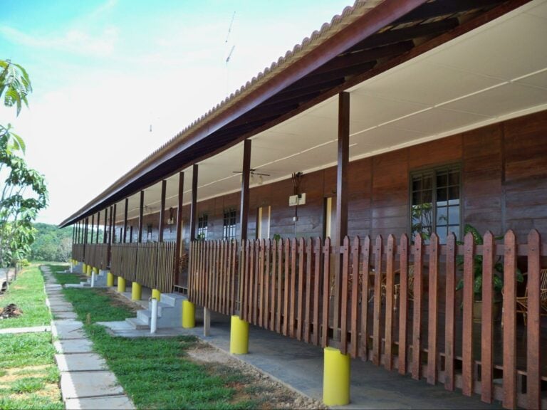 UK Farm Agro Resort: Johor Farm Has Animal Feeding & Chalets