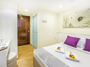 Hotel 81 Vs Fragrance Hotel - Comparing Hourly Hotels In SG