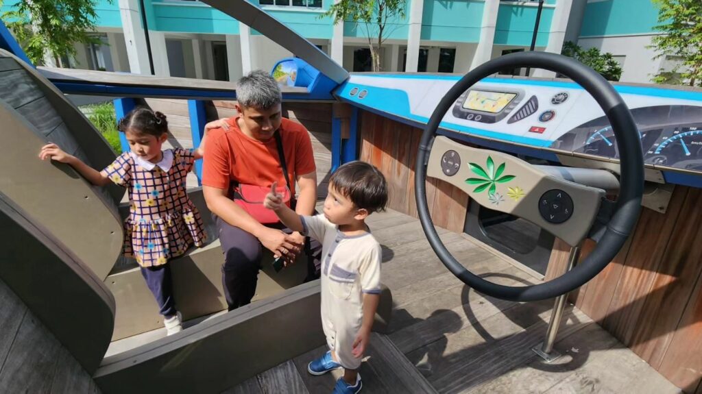 Ubi Grove Playground - Free Vehicle-Themed Play Area For Kids