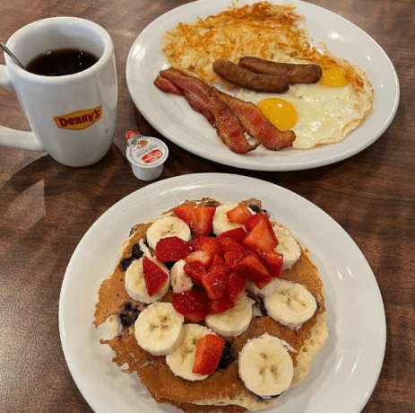 8 Old Fast Food Chains 80s & 90s Kids Know That Need To Return