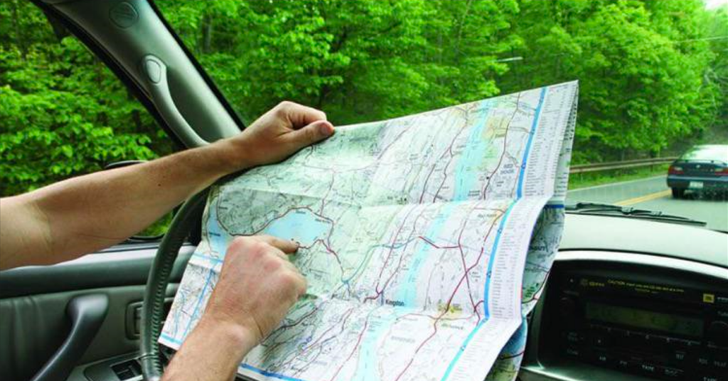 6 Things We Used To Do While Travelling Vs What We Do Now