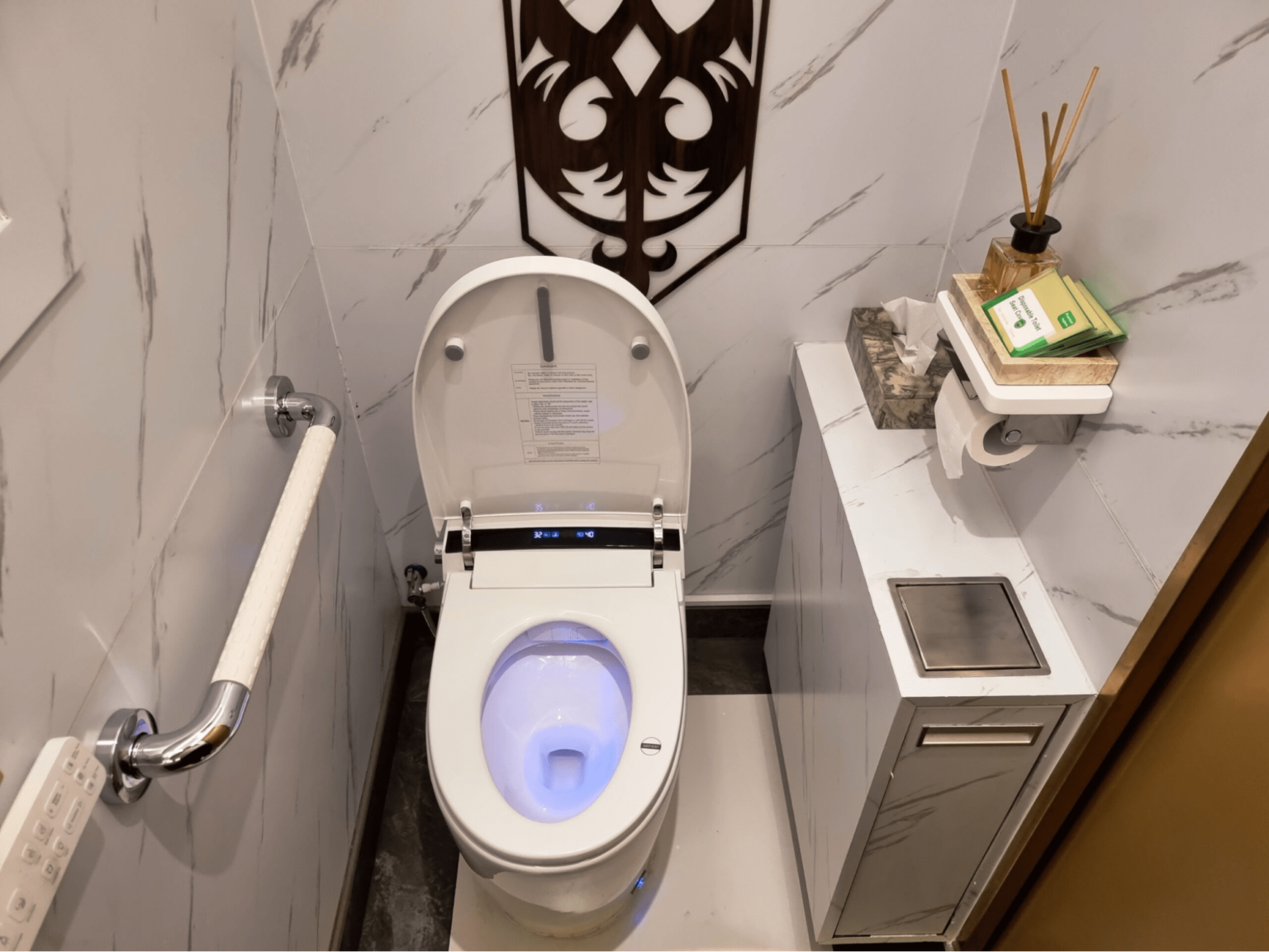 KAI Compartment Suites: Luxurious Suites On An Indonesian Train