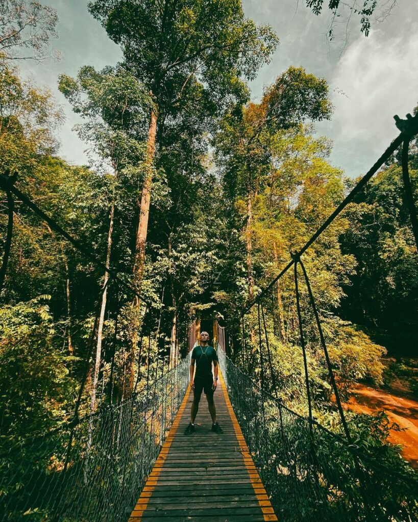 11 Less-Touristy Destinations With Short Flights From Singapore