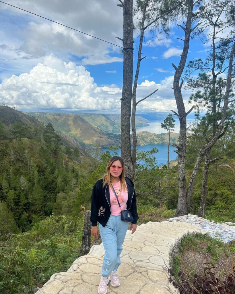 11 Less-Touristy Destinations With Short Flights From Singapore