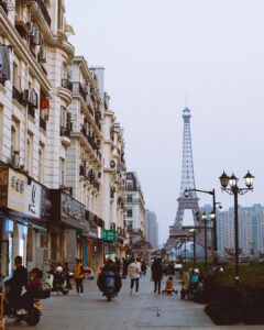 Tianducheng: Paris dupe in China With A Replica Eiffel Tower