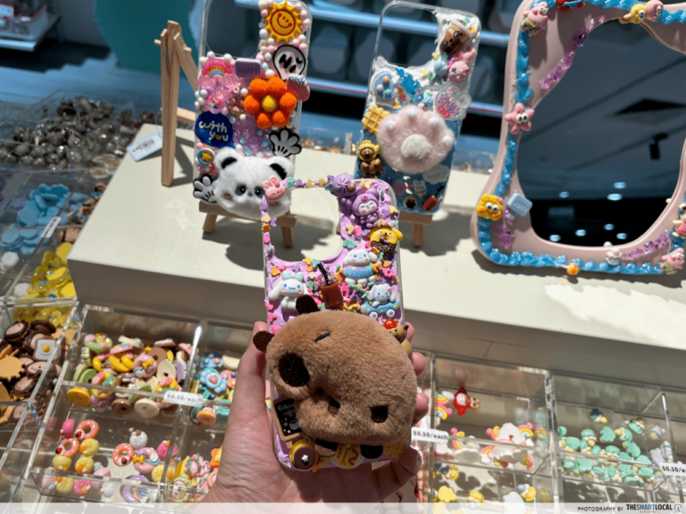 Turtle Marina Square Has Art Supplies For Decoden & Bracelets