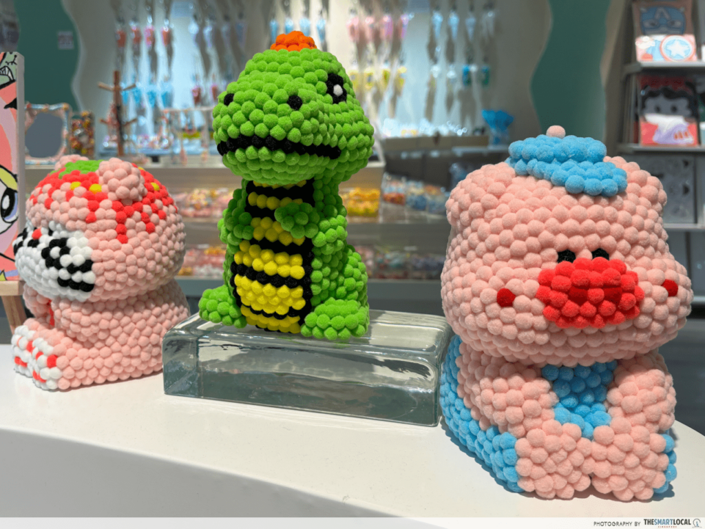 Turtle Marina Square Has Art Supplies For Decoden & Bracelets