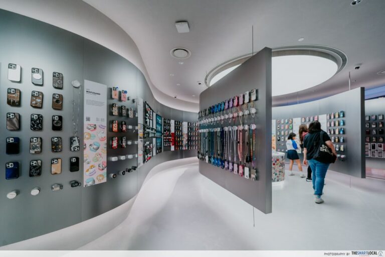 CASETiFY Studio ION Orchard - The First Standalone Outlet In SG