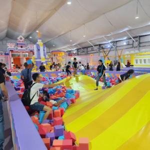 World Of Bricks Is The World's Largest Block-Themed Playground