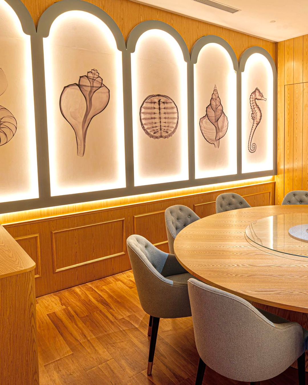 Oversea Seafood - Aquarium-Themed Seafood Restaurant In KL