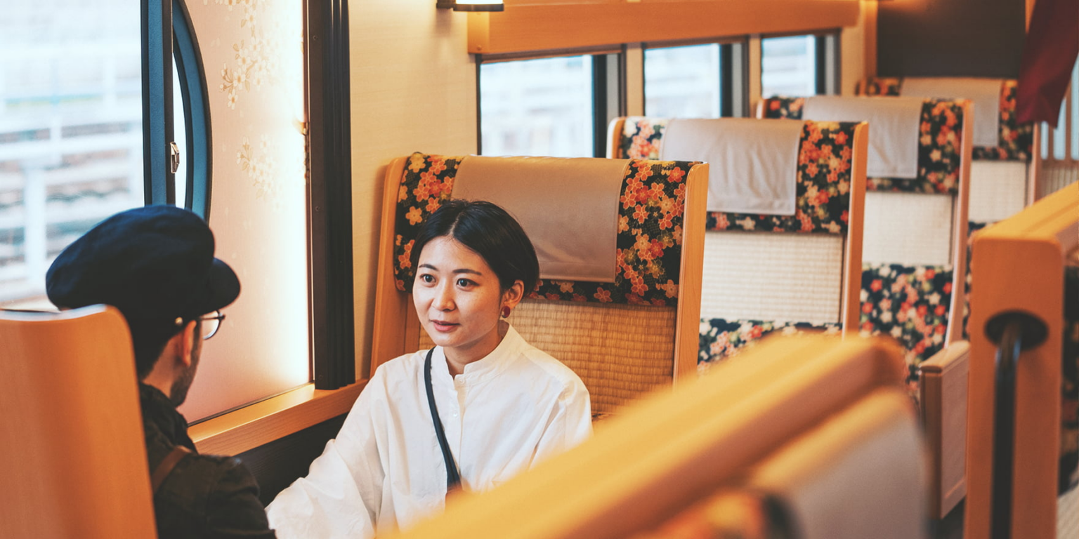 Kyo-Train Garaku: Train With Zen Gardens & Seasonal Floral Cars