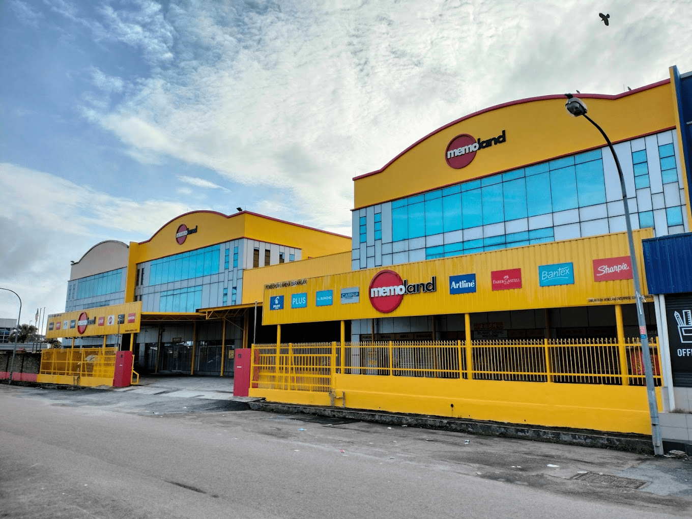 Best Wholesale Stores In JB To Shop At For Bulk Prices (2025)