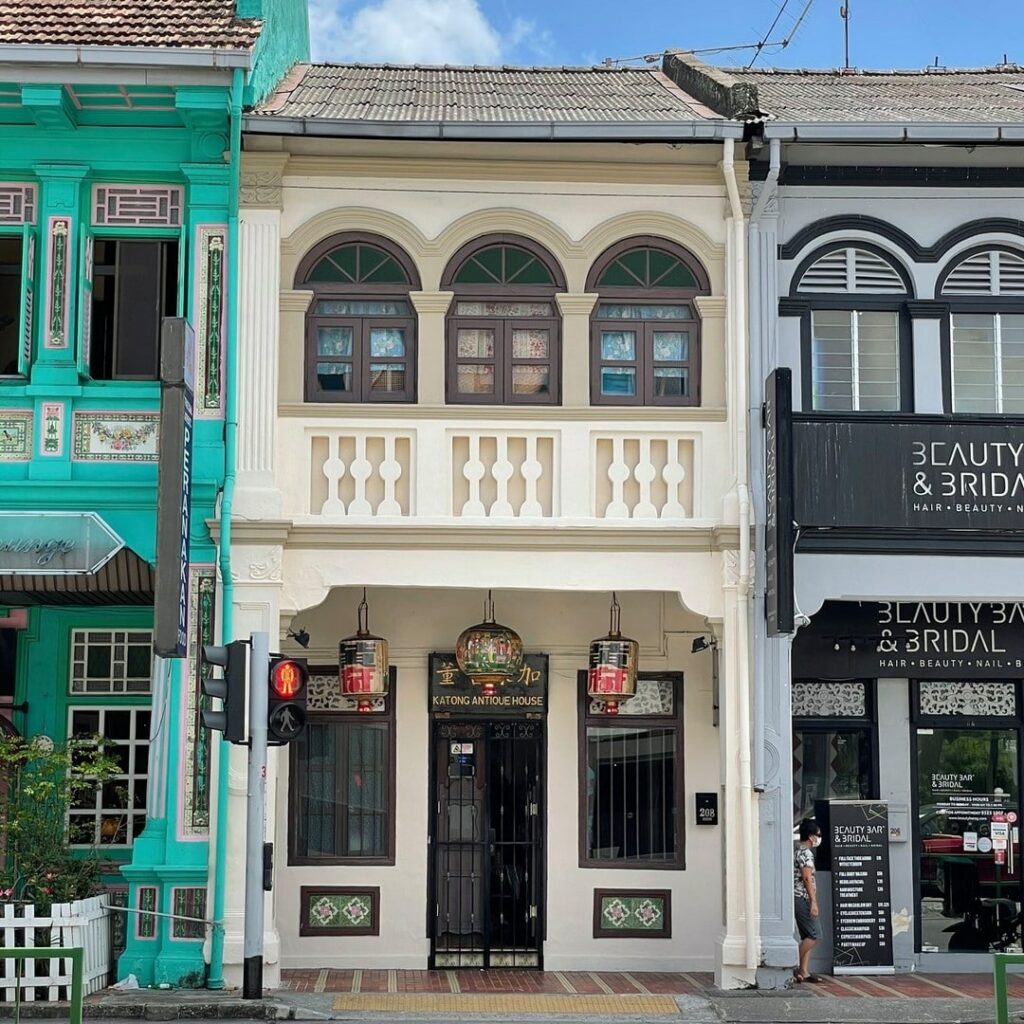 Katong Antique House: Peranakan History & Artefacts